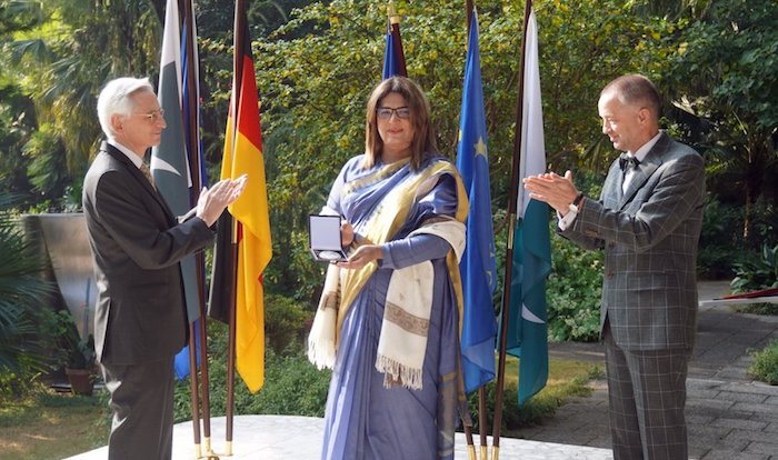 Pakistani transgender activist Nayyab awarded Franco-German prize for ...